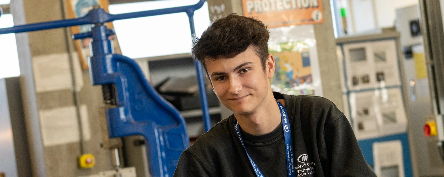 Engineering apprenticeships | MidKent College
