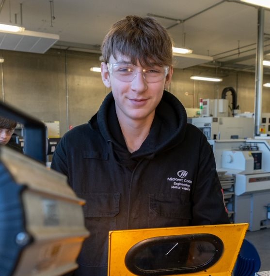 Level 2 in Performing Engineering Operations | MidKent College